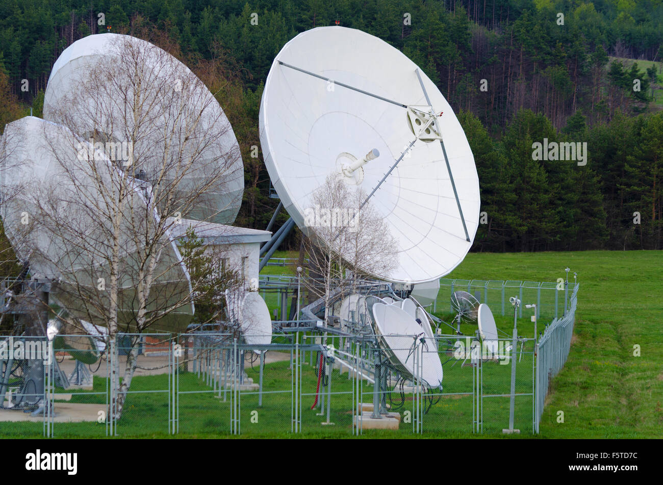 Ground network transmitter hi-res stock photography and images - Alamy