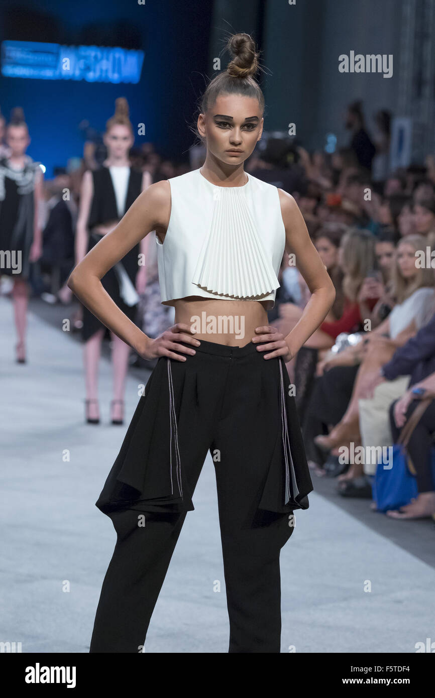 Mercedes Benz Fashion Week Madrid - Lorena de Dios - Catwalk Where ...