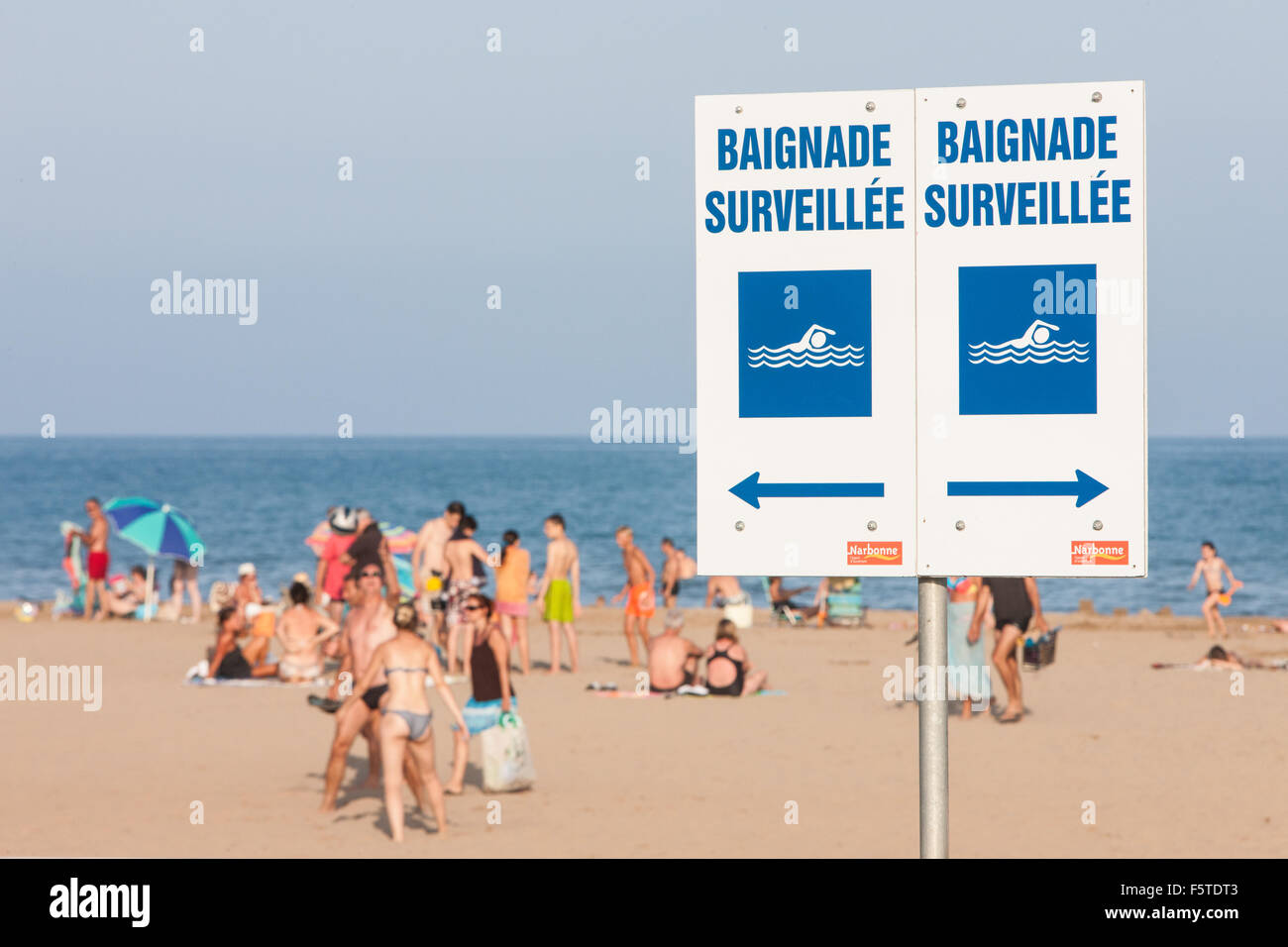 Sign for lifeguard supervised safe swimming zones hi-res stock ...
