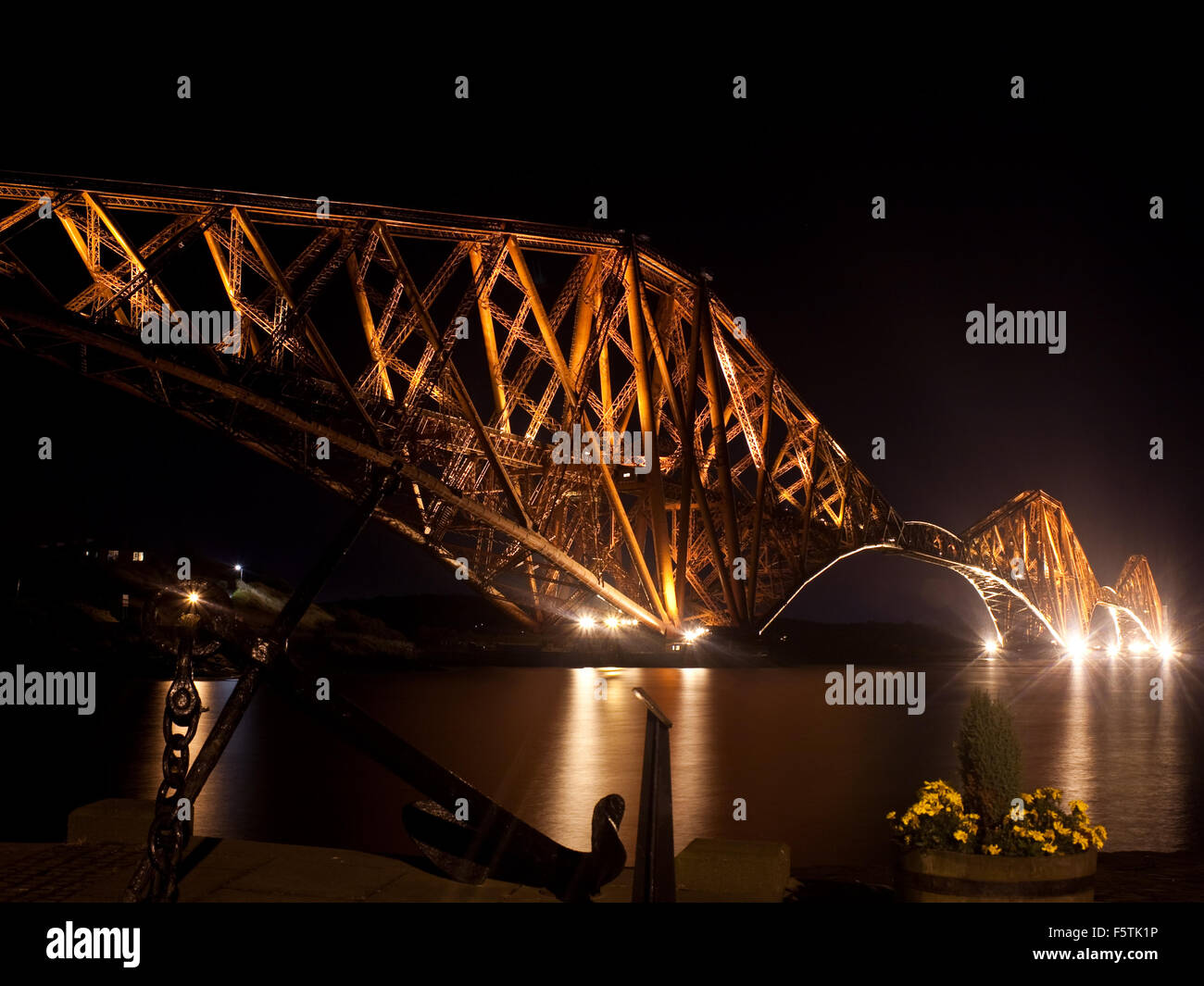 Forth rail bridge construction hi-res stock photography and images - Alamy