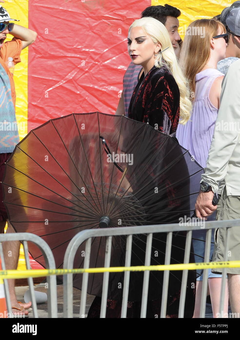 Countess Lady Gaga dress in all black for a beach carnival scene in ...