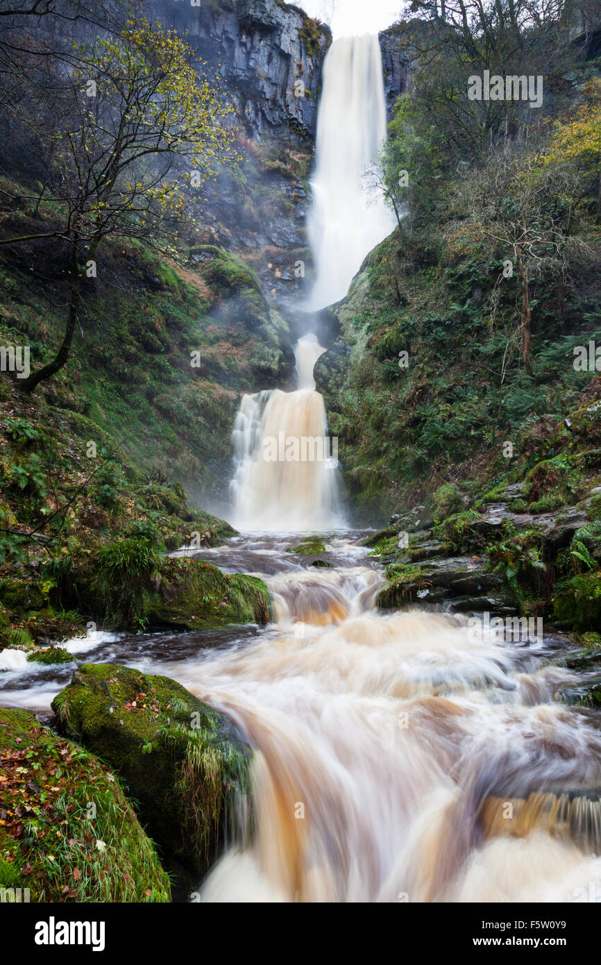 Llanrhaeadr waterfall hi-res stock photography and images - Alamy