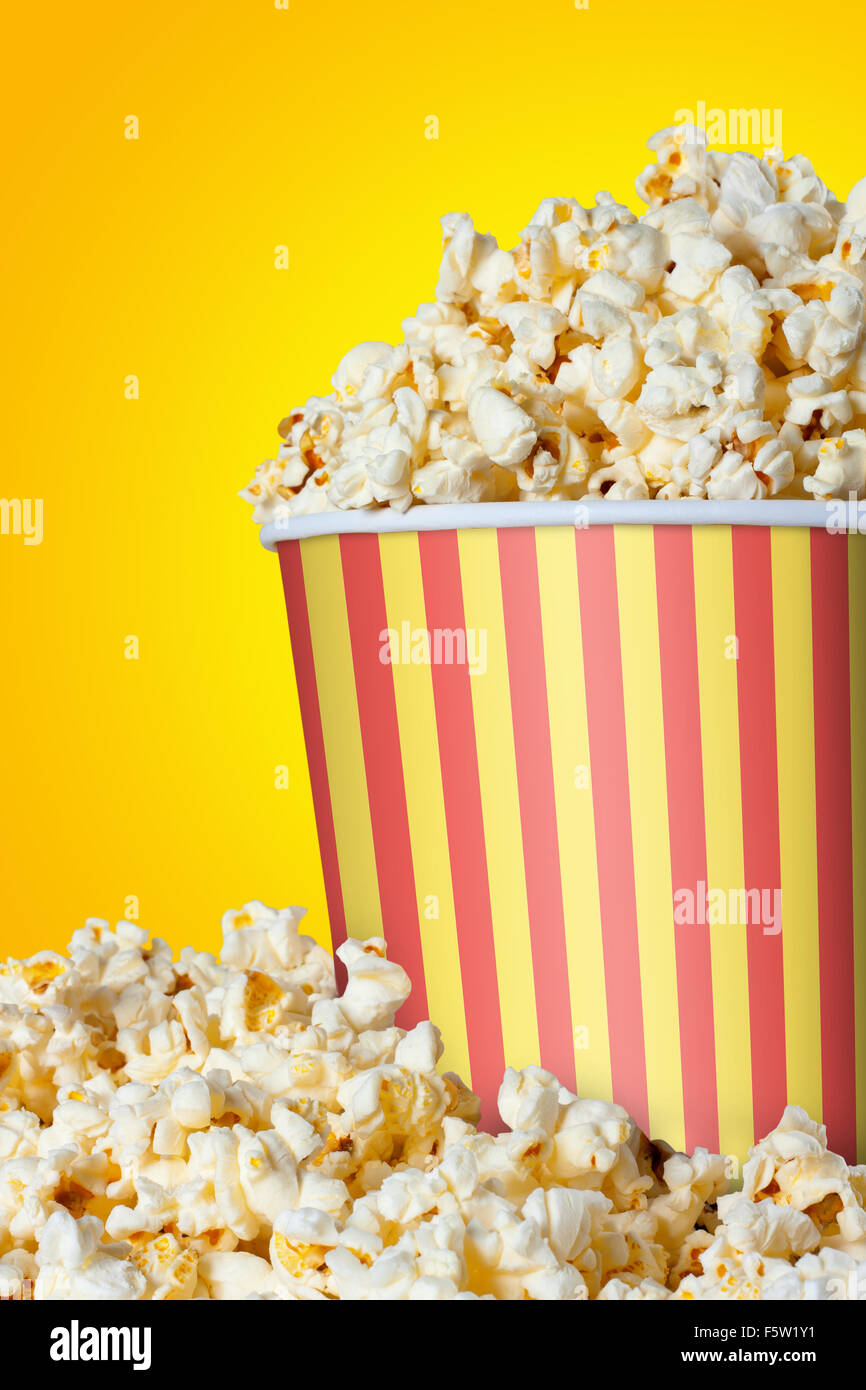 Close-up shot of large bucket of popcorn Stock Photo - Alamy