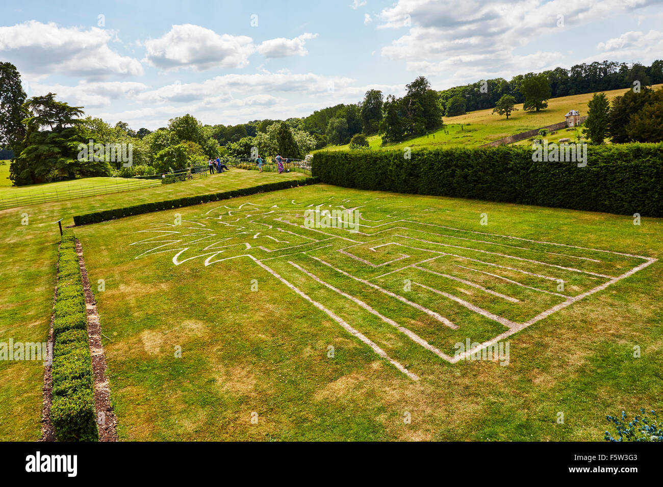 Lawn maze garden hi-res stock photography and images - Alamy