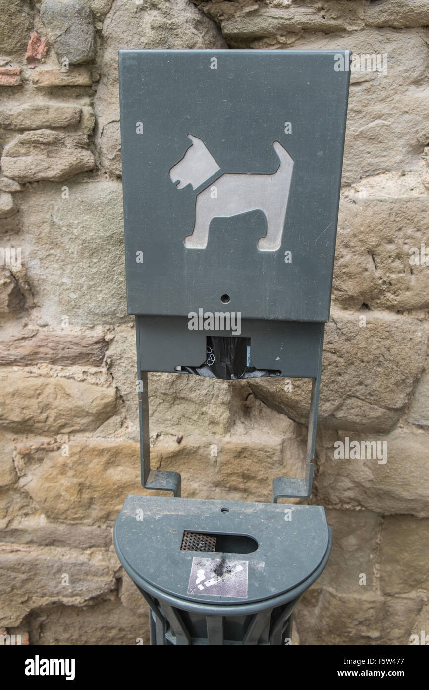 Dog poop,poo bags sign and dog waste bin at Carcassonne,Castle,Aude ...