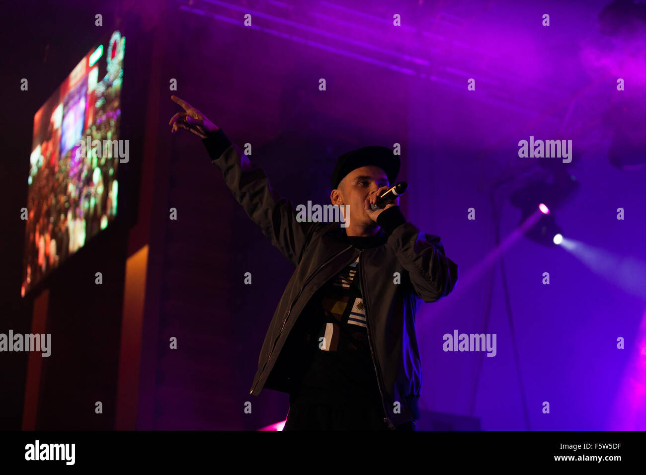 Rap group hi-res stock photography and images - Alamy