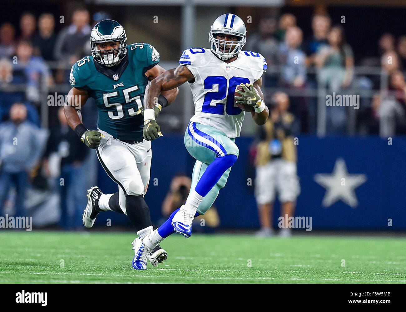 November 08th, 2015:.Dallas Cowboys running back Darren McFadden (20 ...