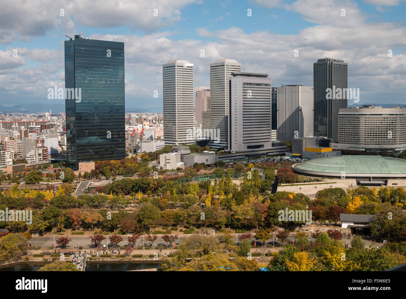 Santuarios osaka hi-res stock photography and images - Alamy