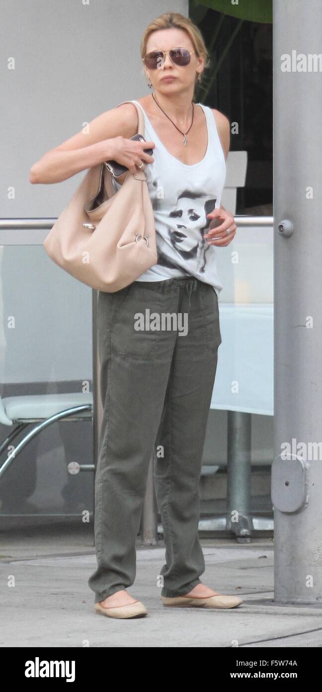 Law & Order: Criminal Intent actress Olivia d'Abo goes shopping in ...