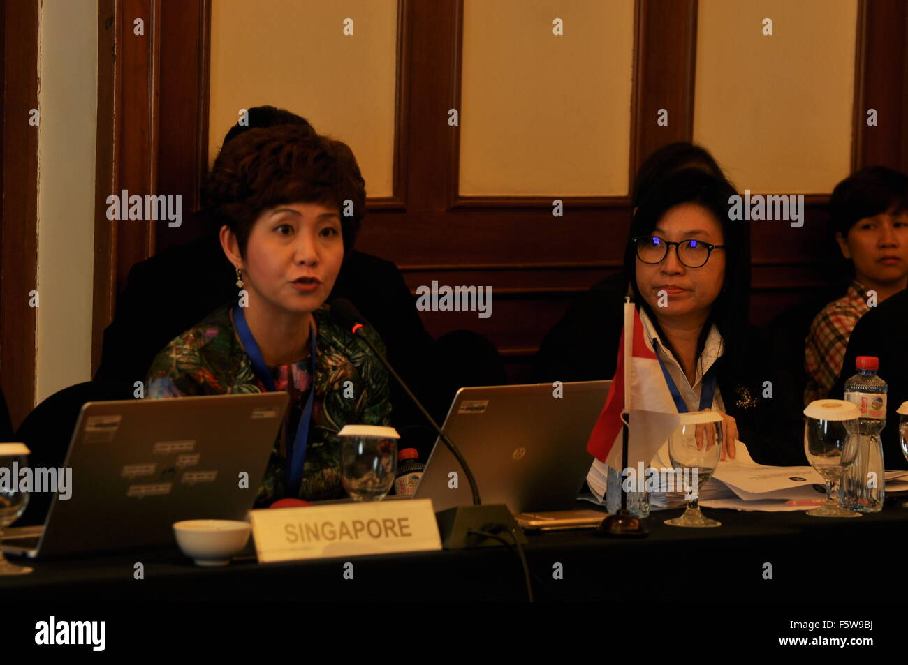 Asean 10 meeting hi-res stock photography and images - Alamy