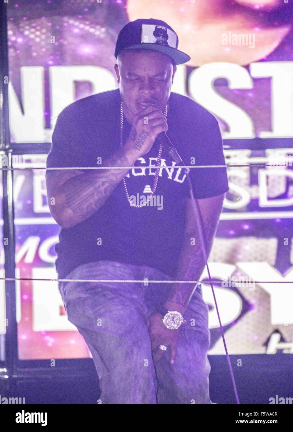 Curtis Young, son of Dr. Dre, performs live at Cosmo in Hollywood ...