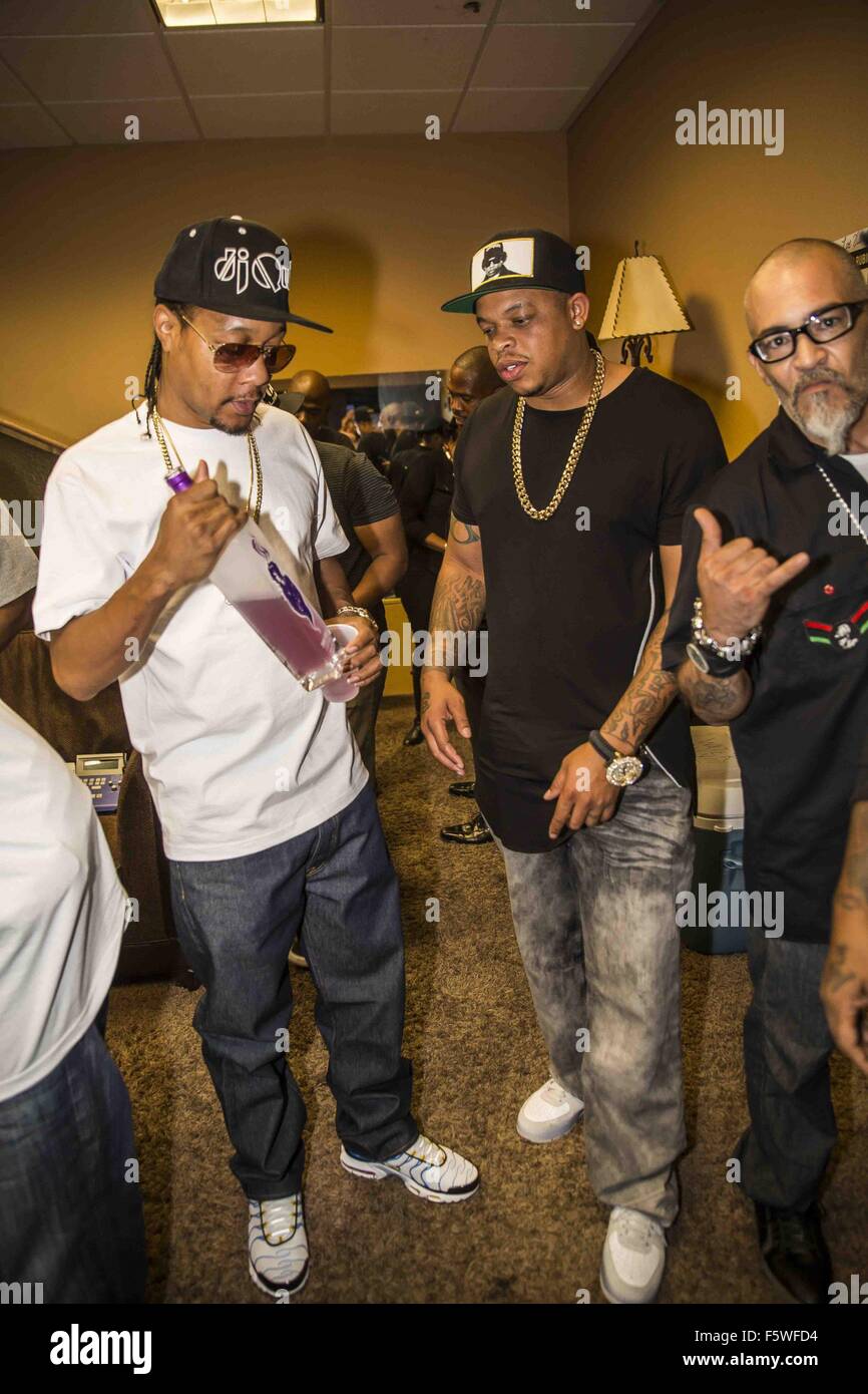 Dj quik hi-res stock photography and images - Alamy