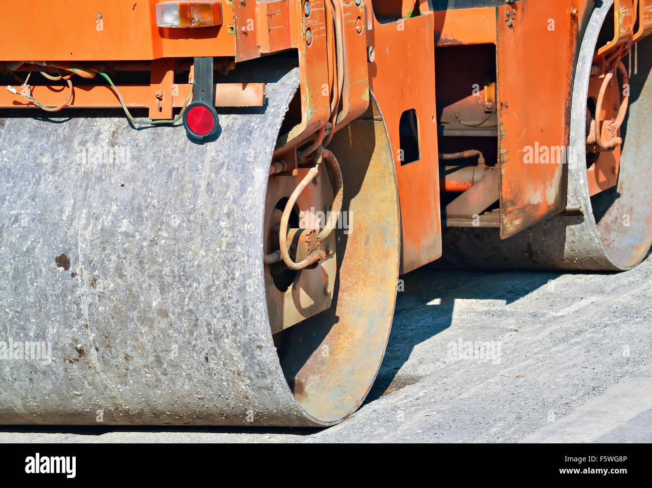 Compactor roller hi-res stock photography and images - Alamy
