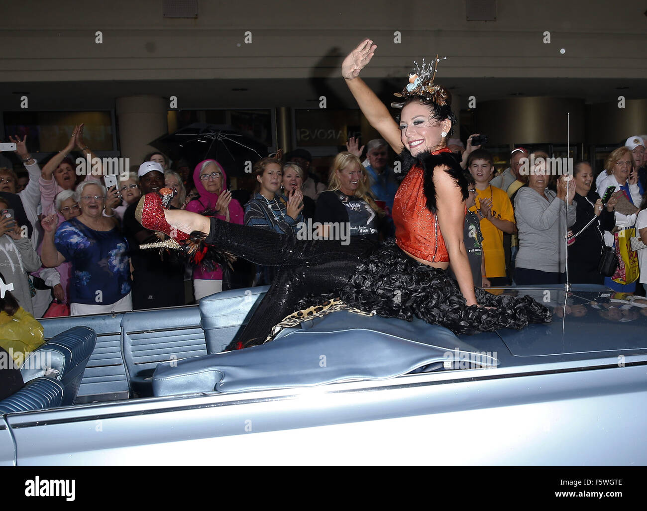 2016 Miss America "Show Us Your Shoes" Parade at Boardwalk Atlantic ...