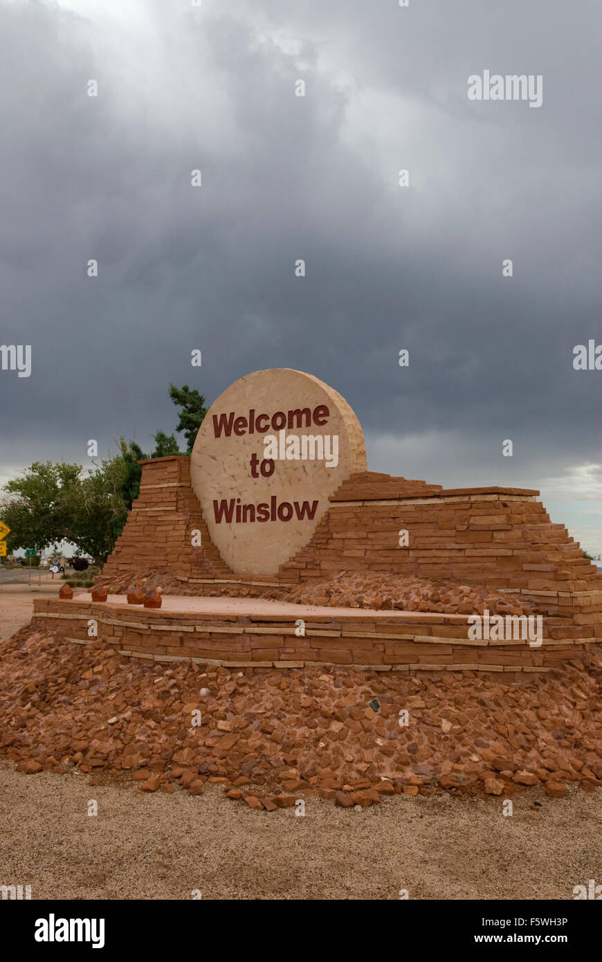 Winslow arizona standin on the corner hi-res stock photography and ...