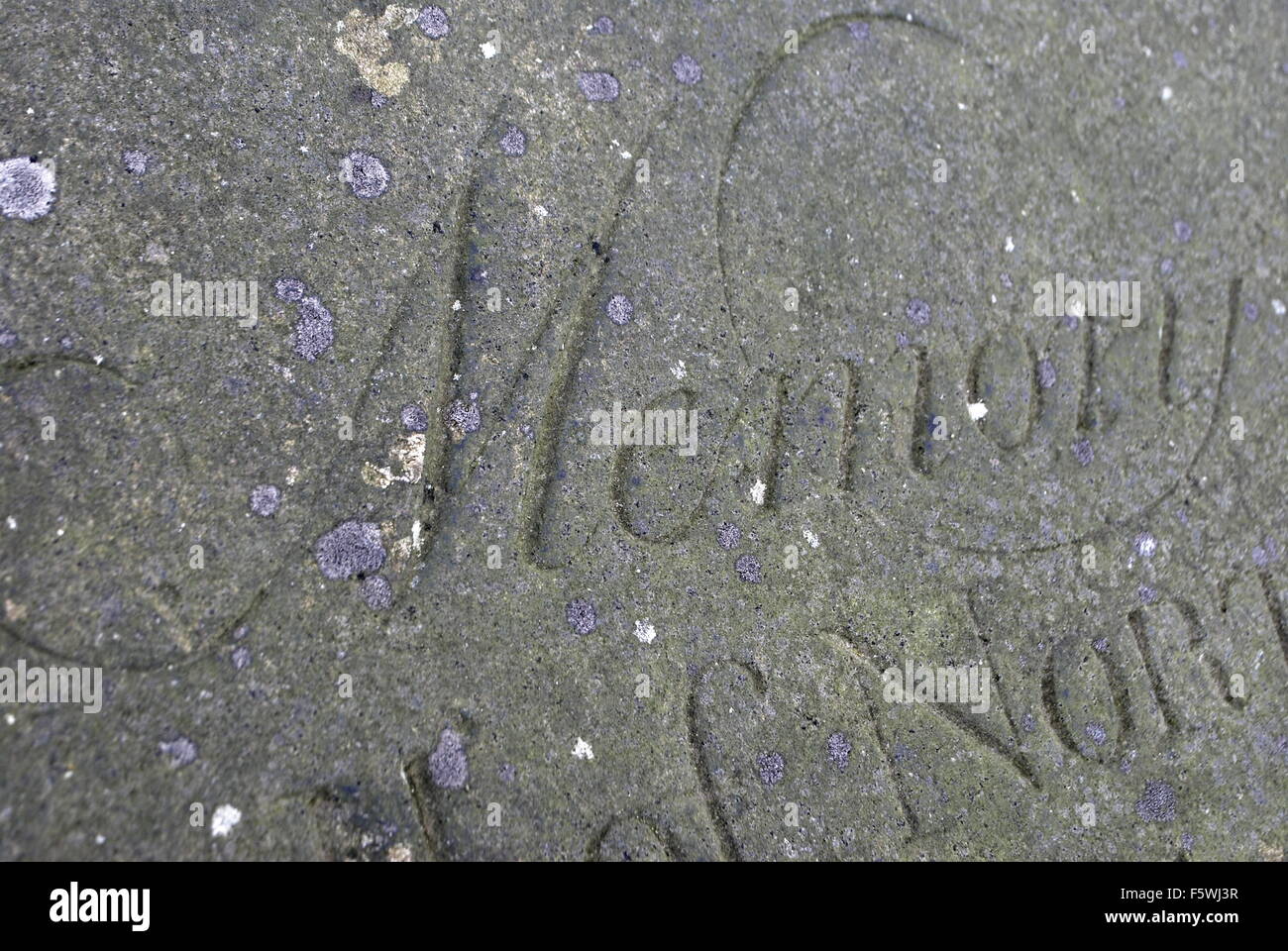 Memory text on gravestone Stock Photo - Alamy