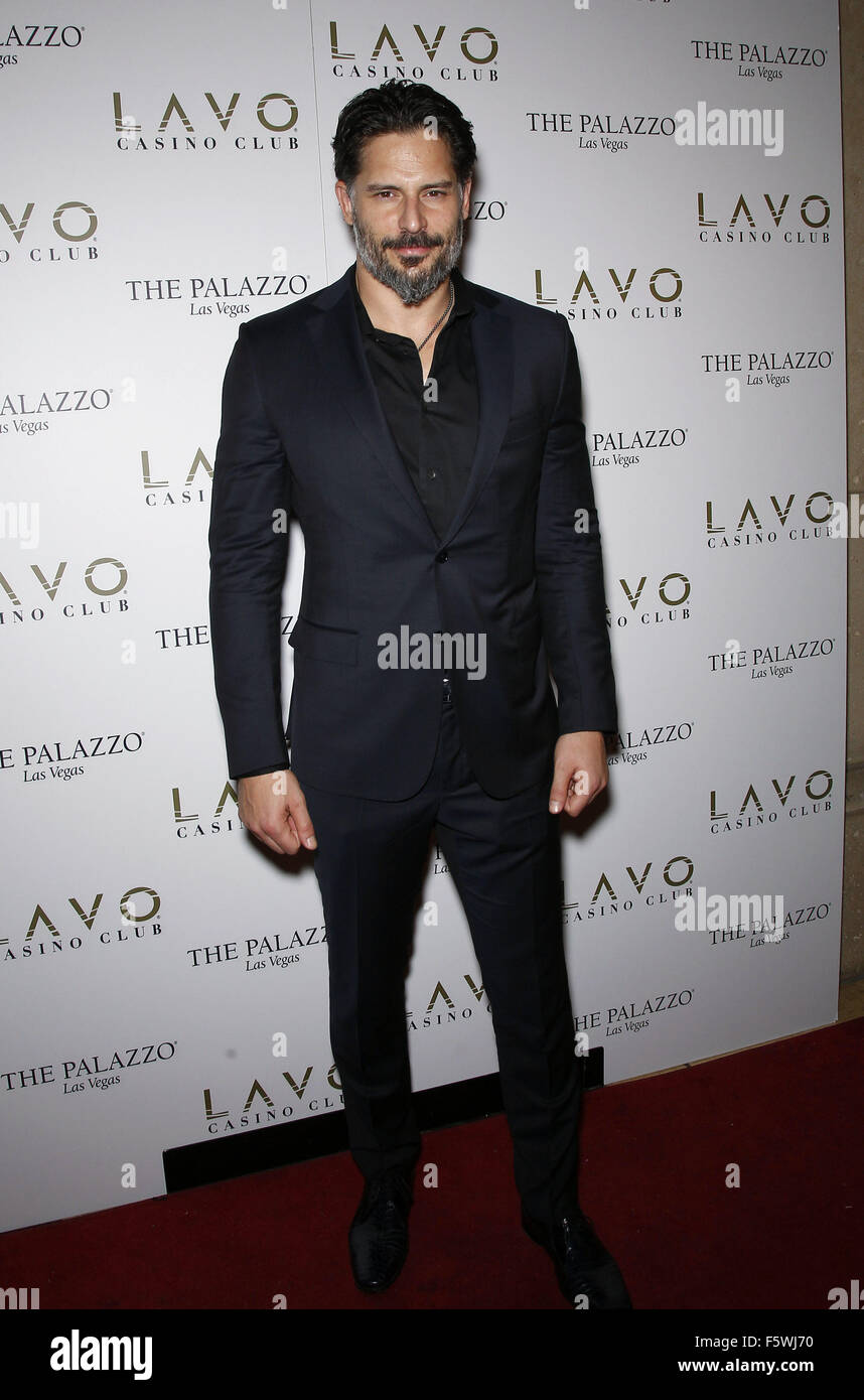 Palazzo club hi-res stock photography and images - Alamy