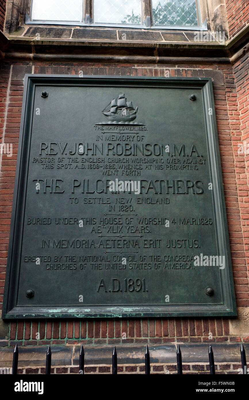 PILGRIM FATHERS PLAQUE ON PIETERSKERKHOF Stock Photo - Alamy