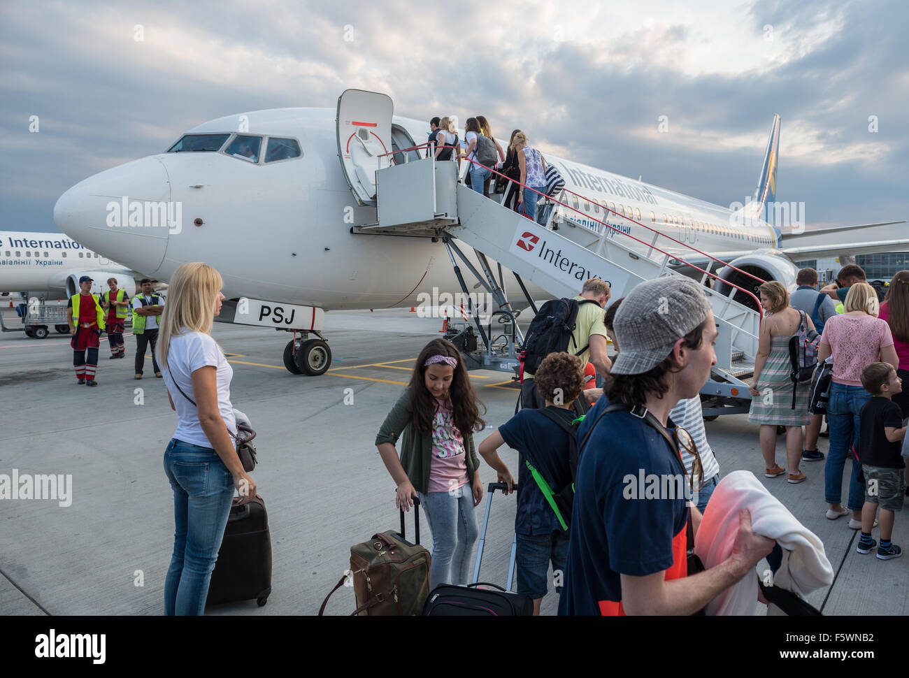 Ukraine International Airlines Boeing 737 at Boryspil International ...