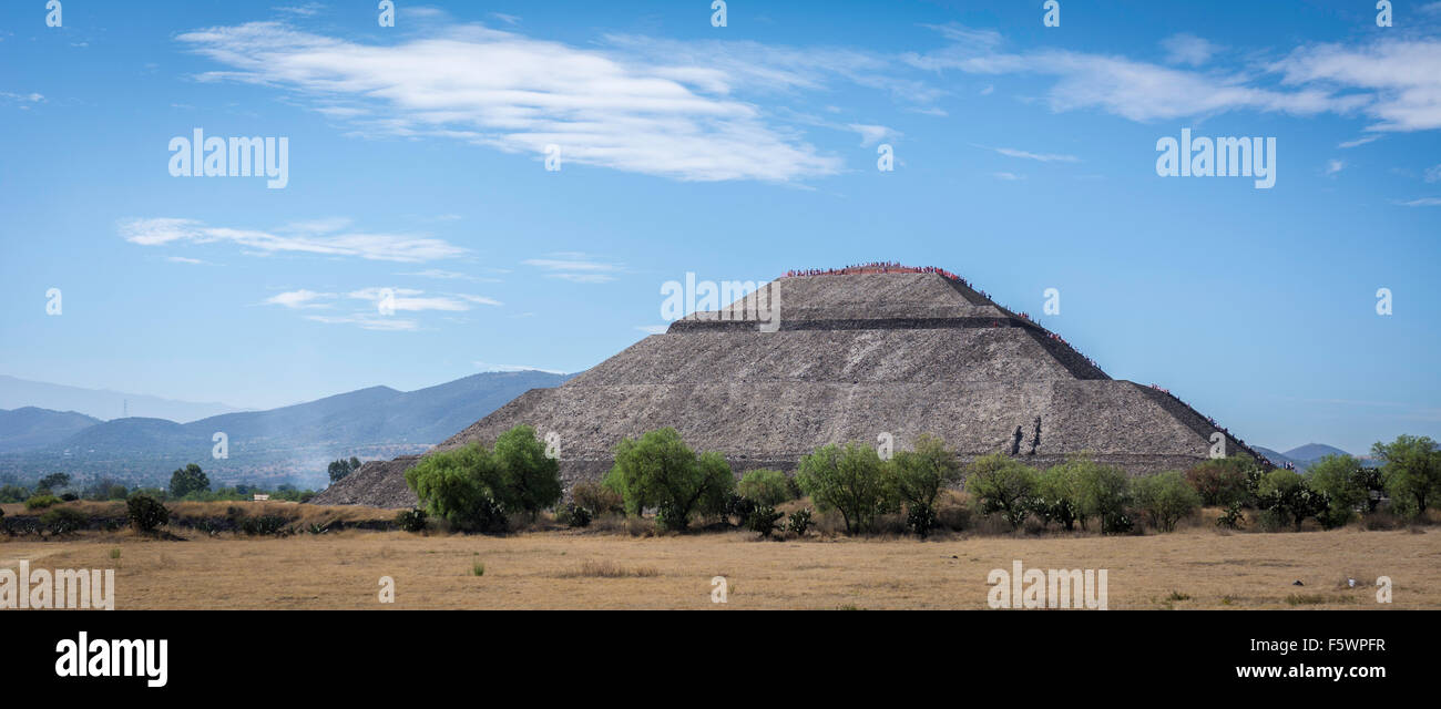 Sun pyramid in Teotihuacán México Stock Photo - Alamy
