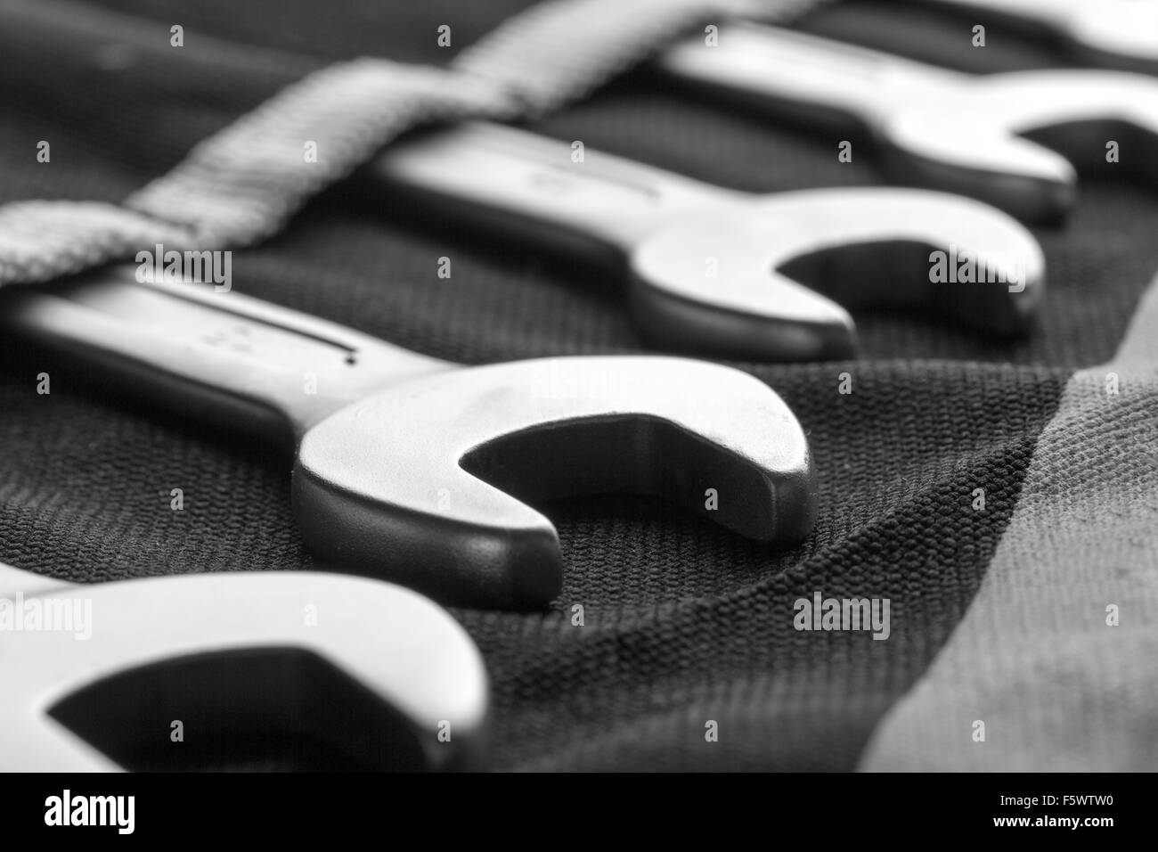 Set of open end wrenches Stock Photo - Alamy