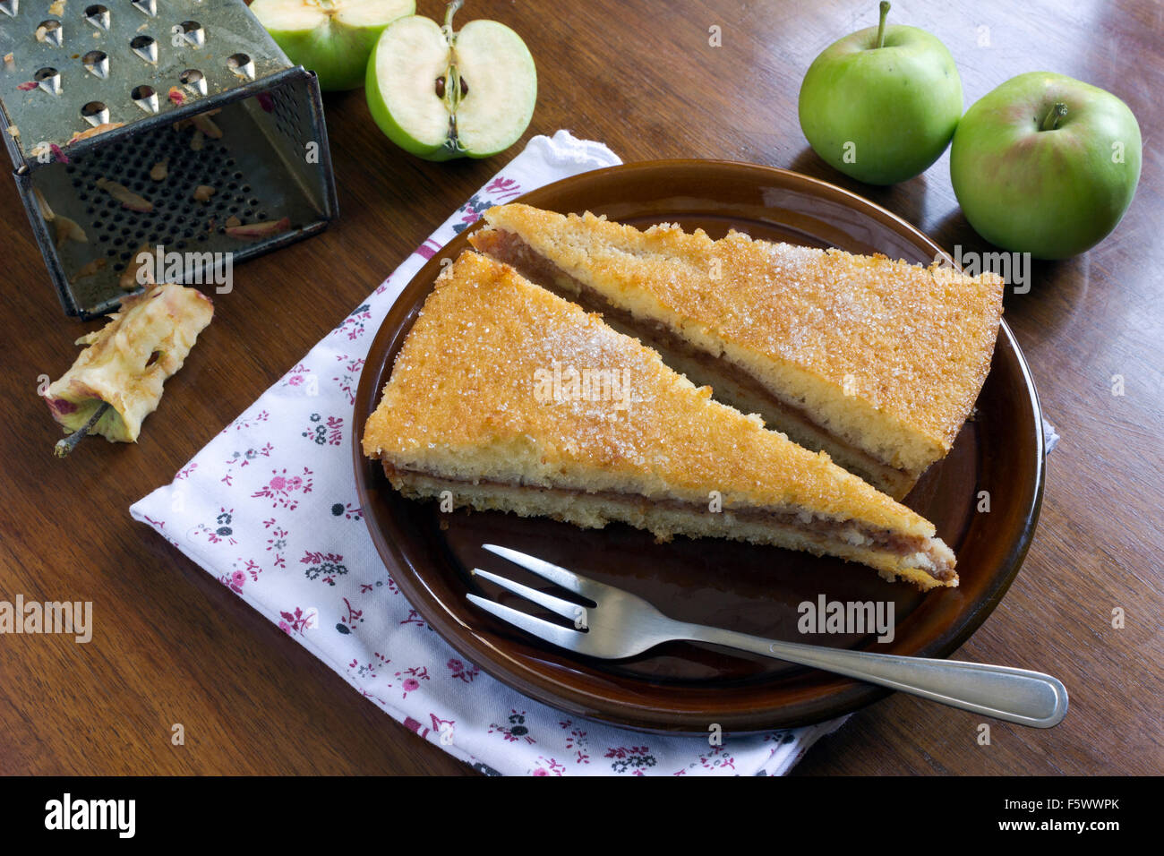 Two pieces of apple pie Stock Photo - Alamy