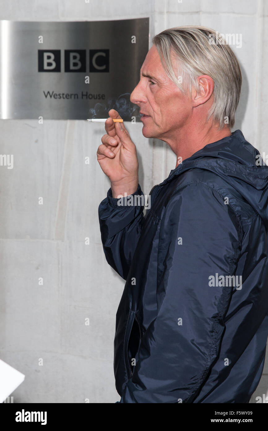 Paul Weller smoking a cigarette outside the BBC Radio 6 studios ...