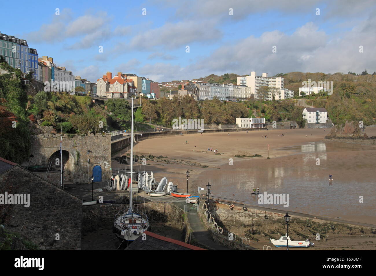 North Beach, Goscar Rock and The Croft, Tenby, Pembrokeshire, Dyfed ...
