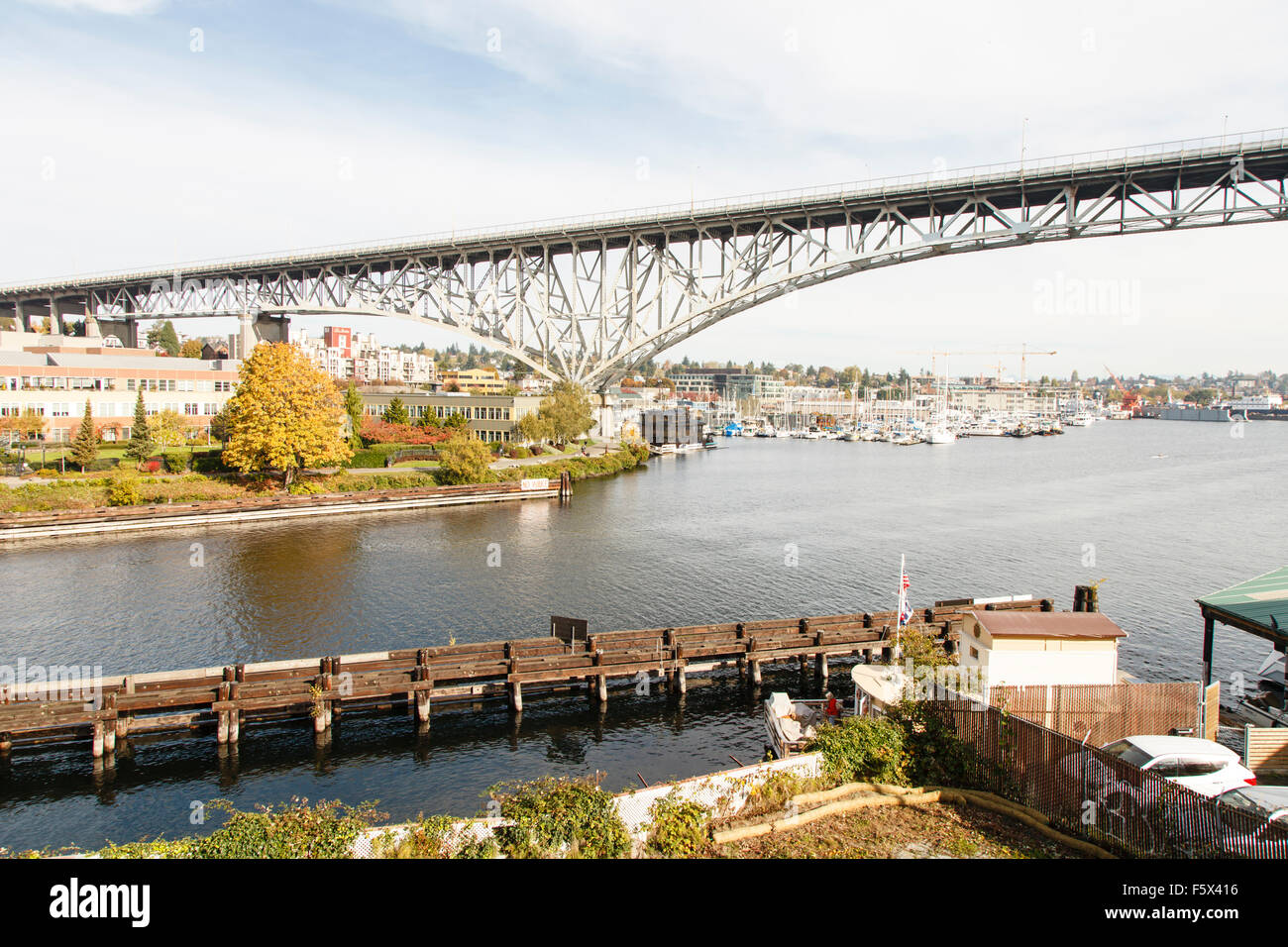 The Aurora Bridge, spanning the Fremont Cut in Seattle, Washington USA ...