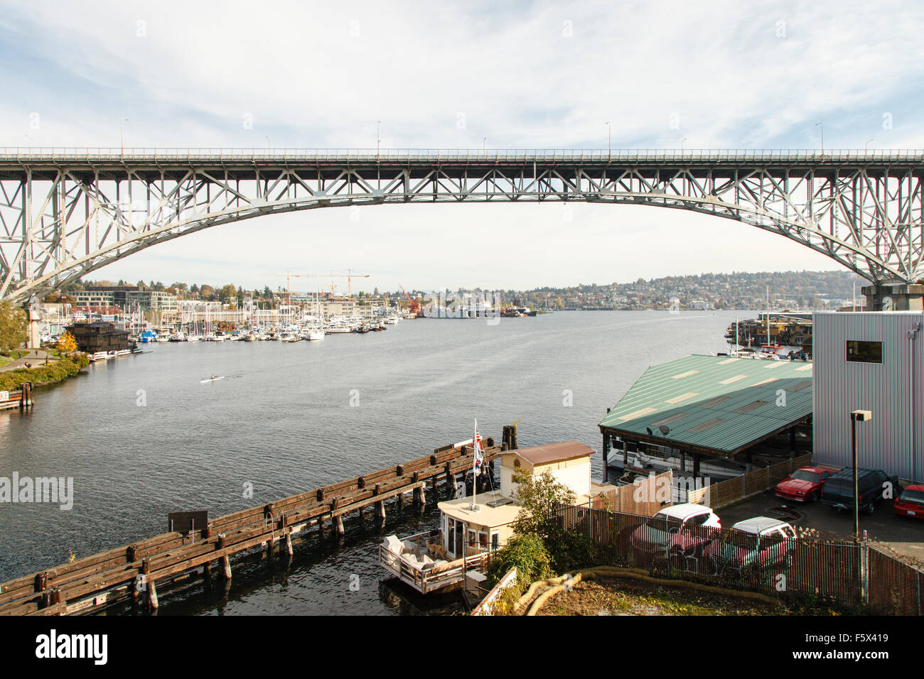 The Aurora Bridge, spanning the Fremont Cut in Seattle, Washington USA ...
