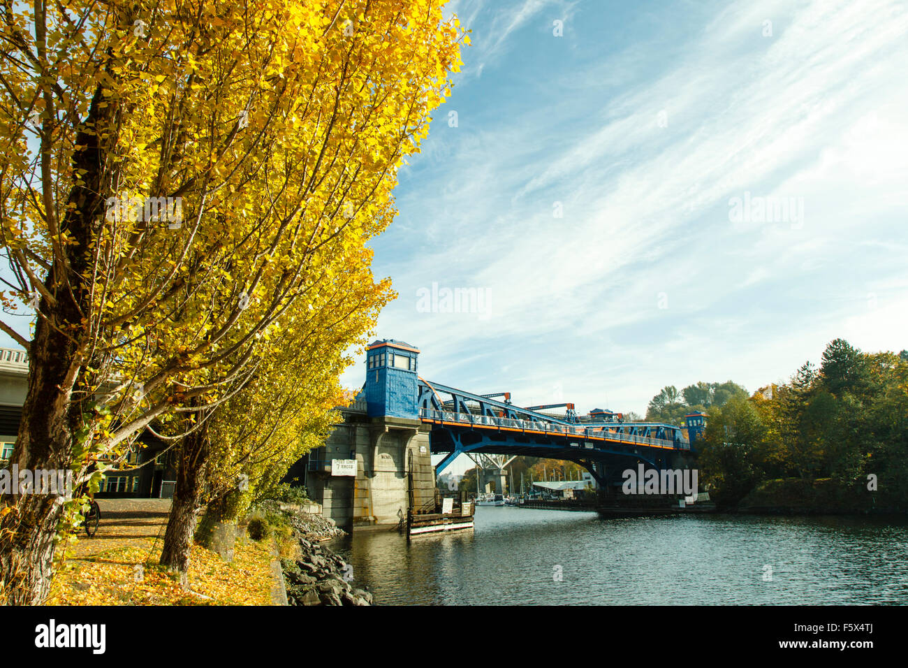 George washington bridge side hi-res stock photography and images - Alamy
