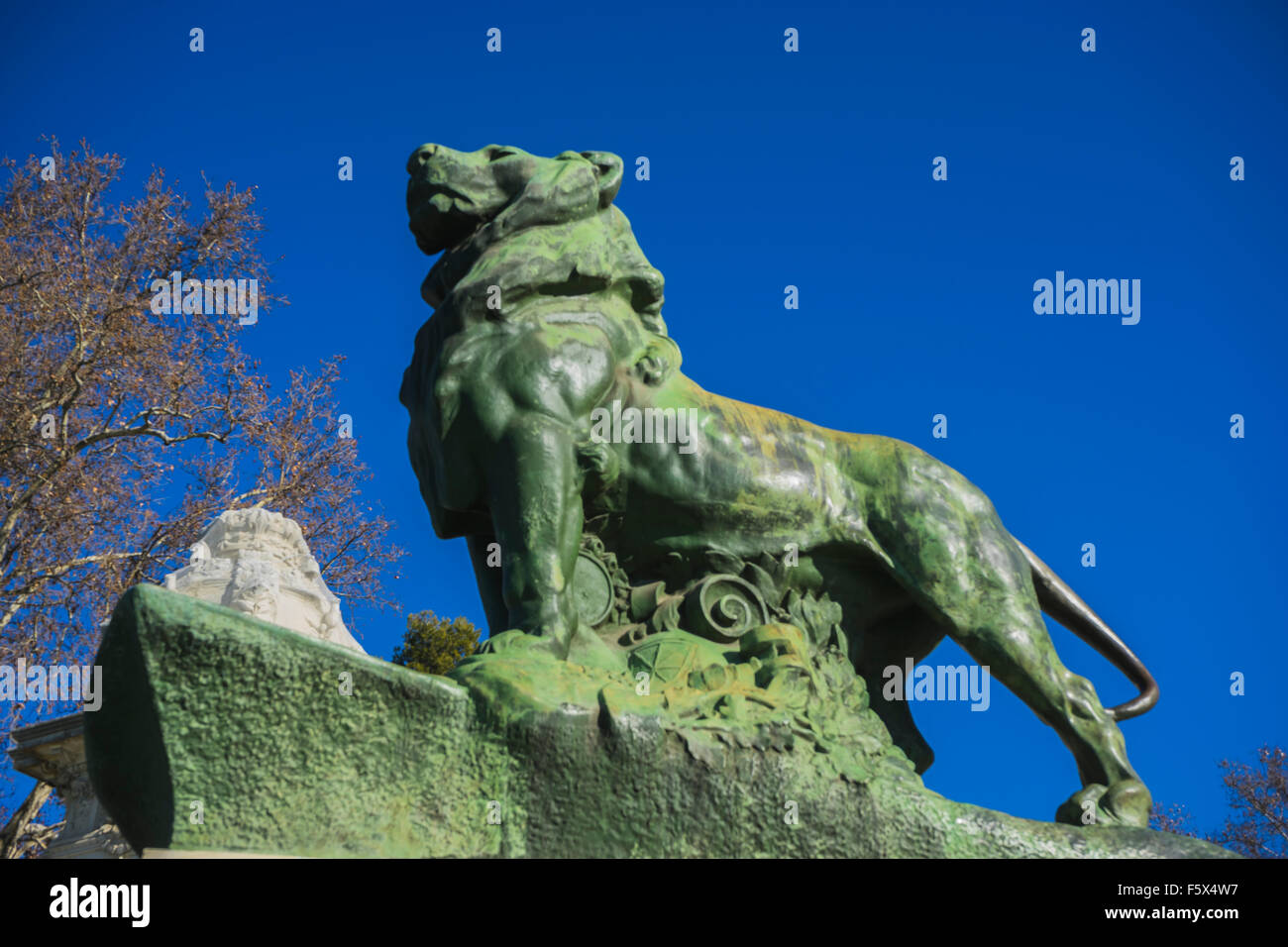 Lion, classical bronze sculptures, Lake in Retiro park, Madrid Spain ...