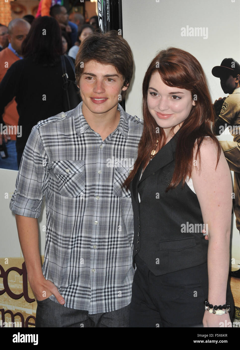 LOS ANGELES, CA - APRIL 5, 2010: Jennifer Stone & Gregg Sulkin at the ...