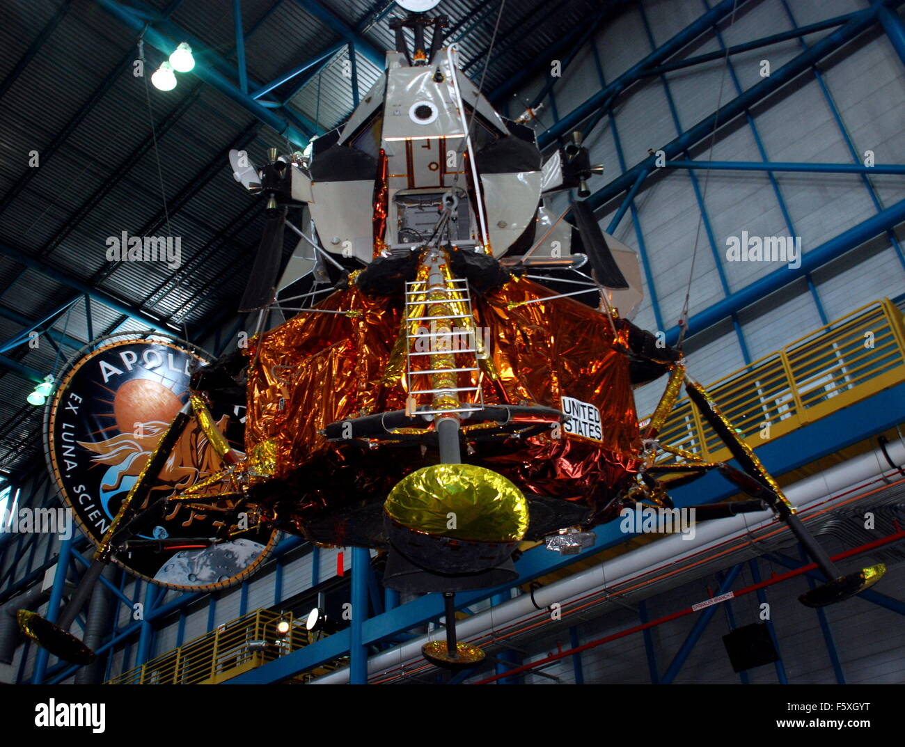 Moon landing hi-res stock photography and images - Alamy