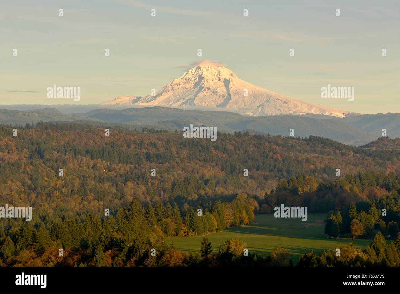 Oregon highest peak hi-res stock photography and images - Alamy