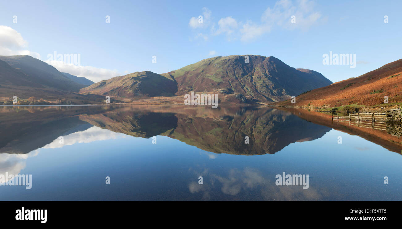 Crummock water hi-res stock photography and images - Alamy