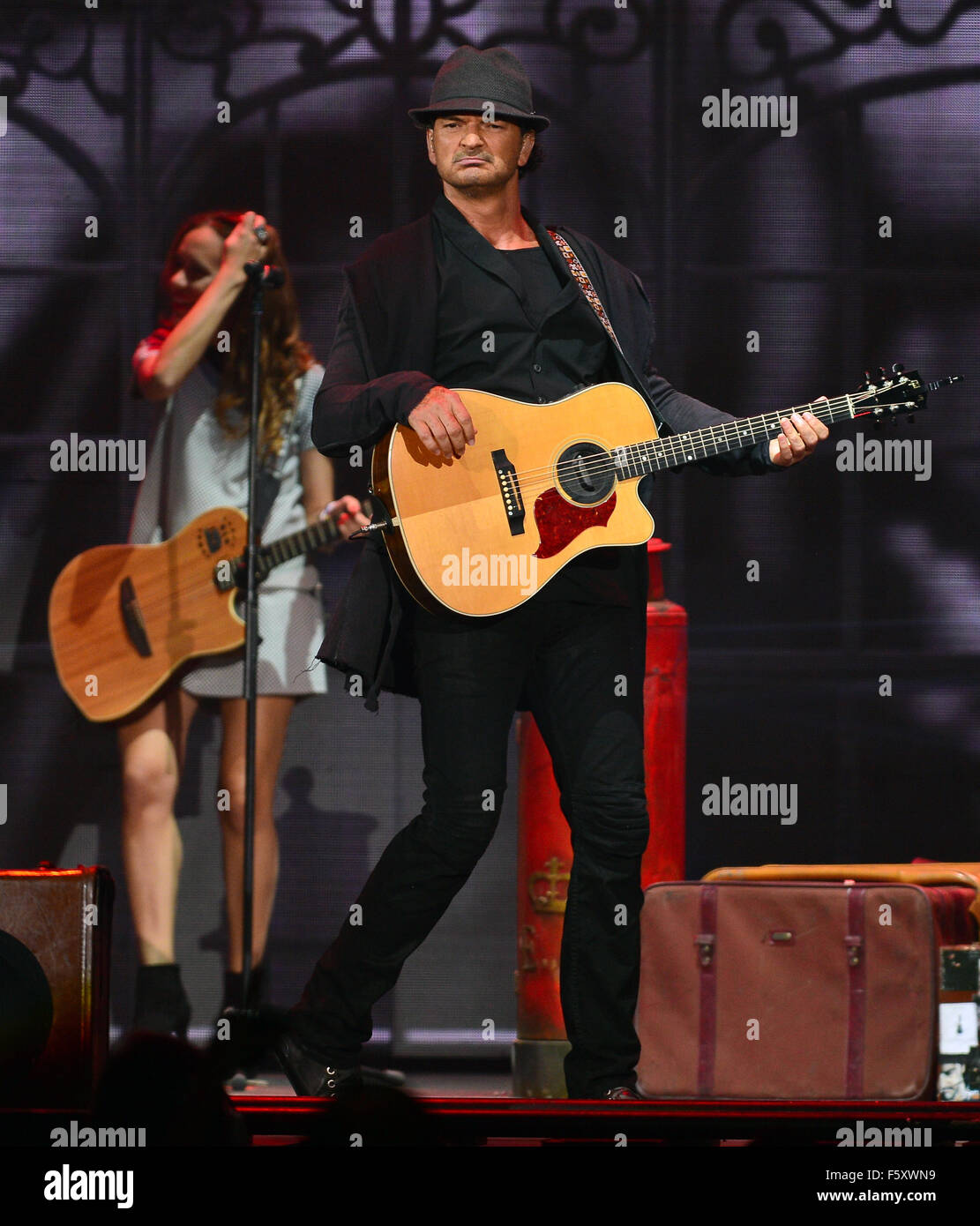 Ricardo Arjona performs live in concert during his North American ...