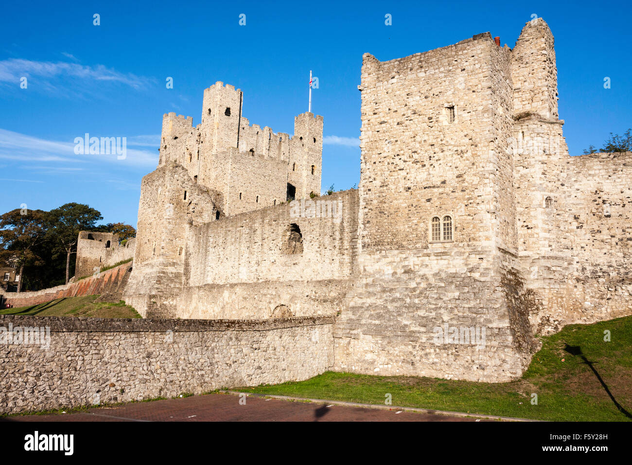 Castle with turrets hi-res stock photography and images - Alamy