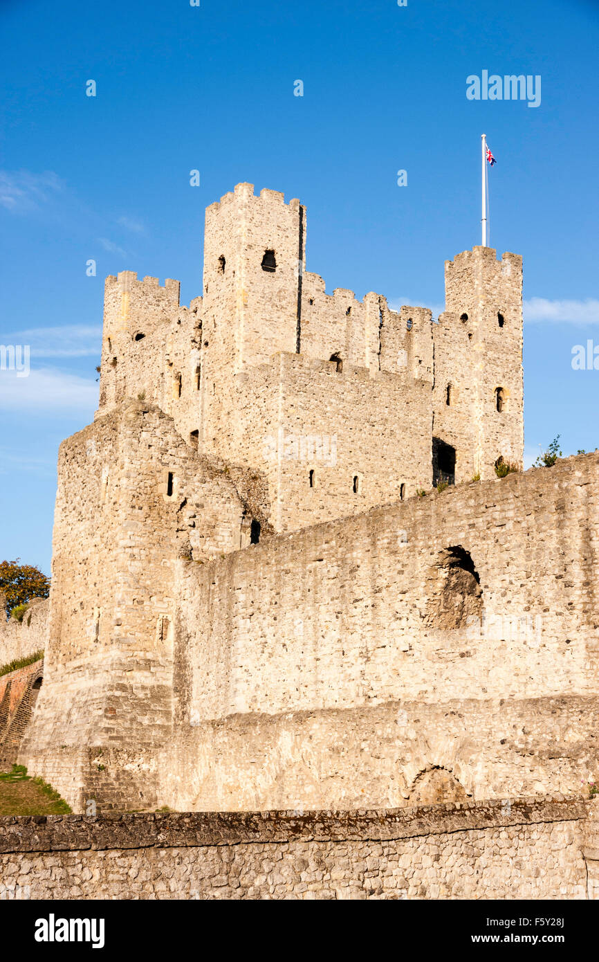 Rochester castle. Medieval east curtain outer wall and 12th century ...