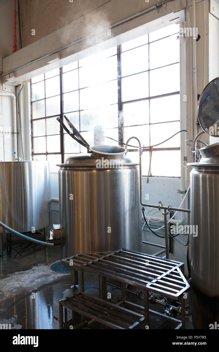 Beer commercial stainless steel tank hi-res stock photography and ...