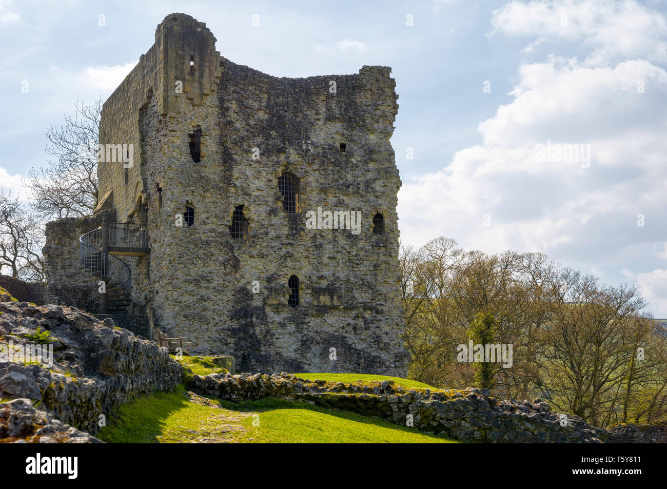 Cavedale with peveril castle hi-res stock photography and images - Alamy