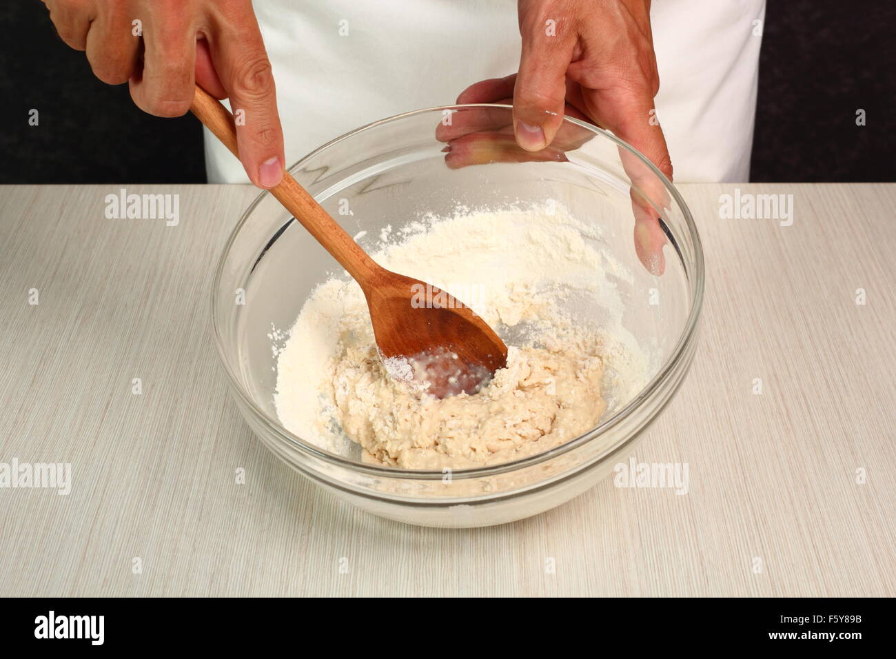 Poolish hi-res stock photography and images - Alamy