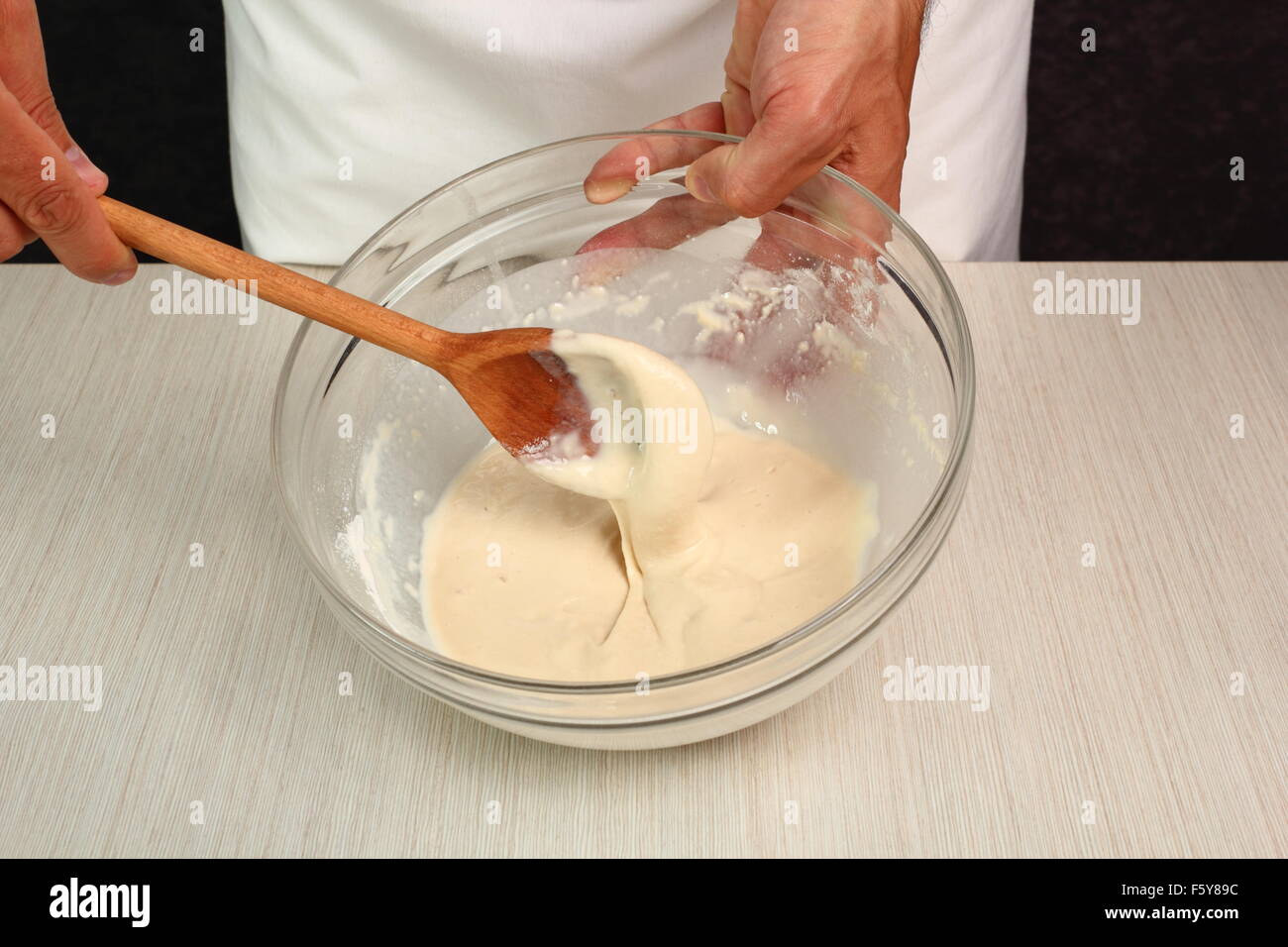 Poolish hi-res stock photography and images - Alamy