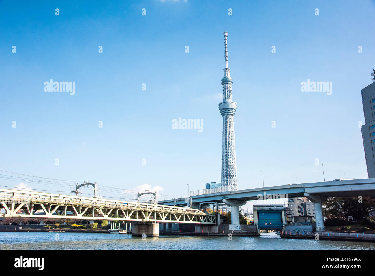 Tobu Line Sumida River bridge,Sumida river,Tokyo,Japan Stock Photo - Alamy