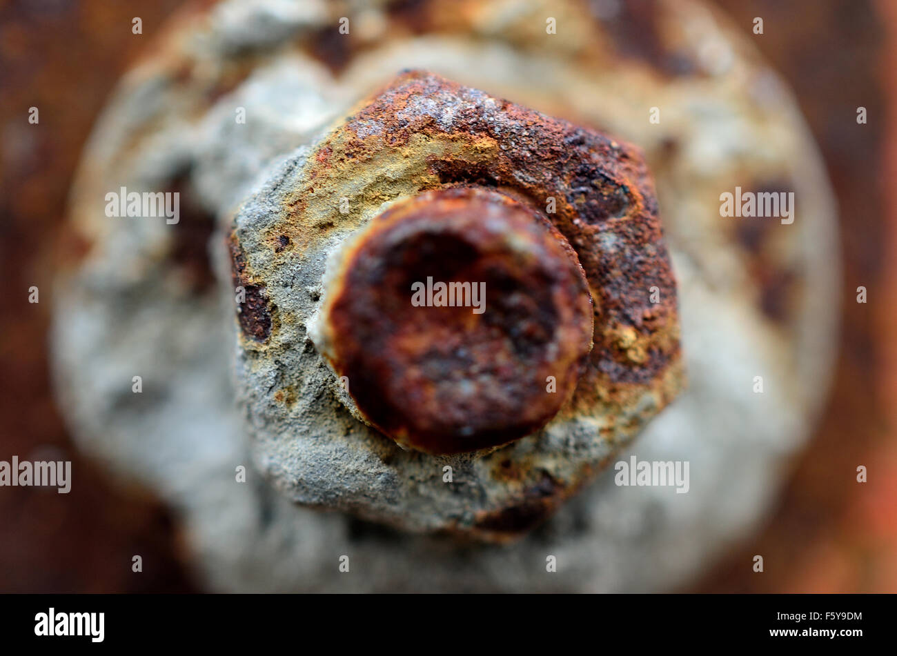 old rusted nut and bolt macro photo Stock Photo - Alamy