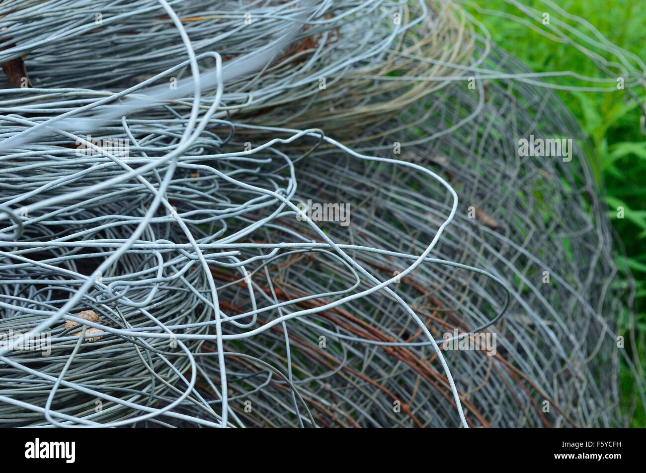 massive metal wire pile background Stock Photo - Alamy