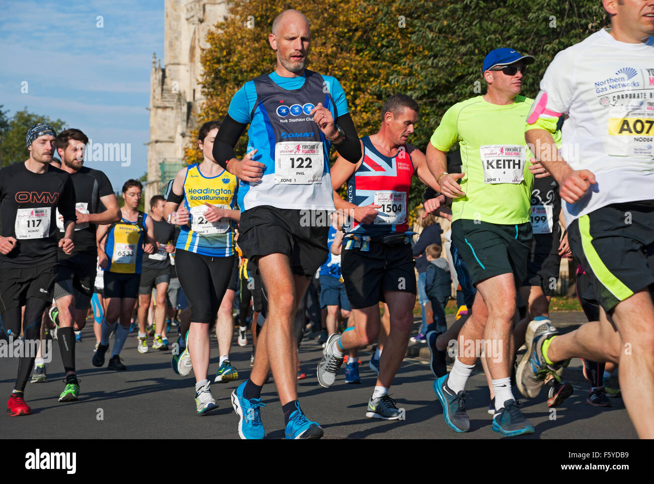 Marathon running uk hi-res stock photography and images - Alamy