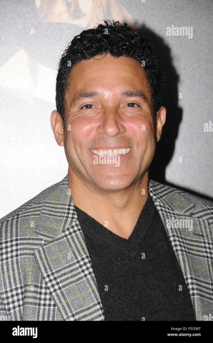Hollywood, California, USA. 9th Nov, 2015. Actor OSCAR NUNEZ at the AFI ...