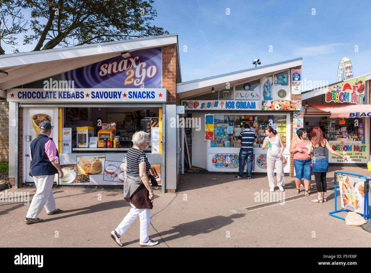 Skegness shops hi-res stock photography and images - Alamy