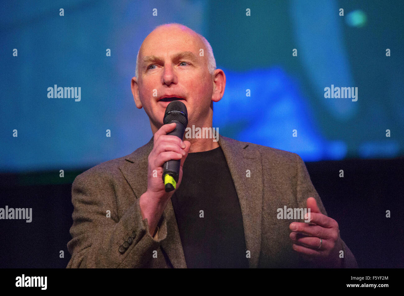 Gary lewis hi-res stock photography and images - Alamy